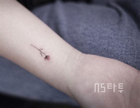 Ns타투 홍대타투 홍대타투잘하는곳 미니타투 손목타투 손목미니타투 손목꽃타투 꽃타투 꽃송이타투