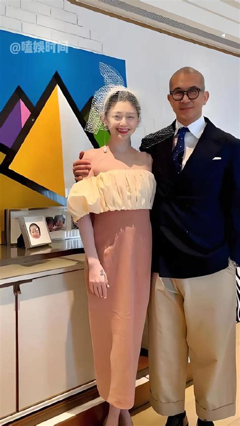 看到昆凌和儿子一张高清照，才明白什么叫继承完美基因，难怪周杰伦婚后化身宠妻狂魔周杰伦 昆凌 侯佩岑 娱乐八卦 蔡依林 哎锋数码圈