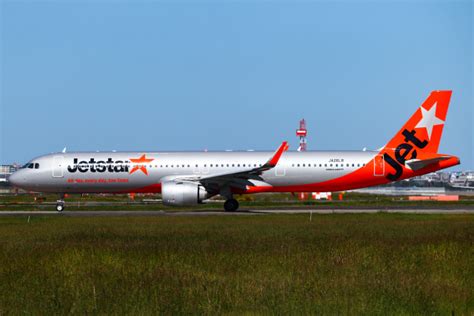 ジェットスター・ジャパン Airbus A321neo Ja26lr 福岡空港 航空フォト By こぐともさん 撮影2023年10月21日