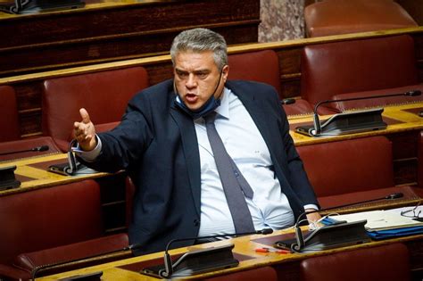 Θα πάει στην κηδεία του τέως βασιλιά Κωνσταντίνου ο βουλευτής της ΝΔ Μίλτος Χρυσομάλλης Usay Gr