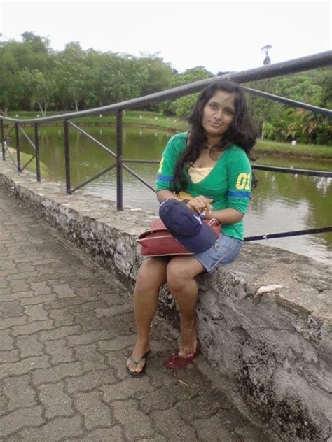 Sri Lankan Sexy Girls Sri Lankan Hot Kello New Pictures Of Sri