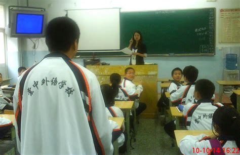 Imgrscschoolimgnewsdsc0301845248 初2010级语文学科兴趣小组活动1
