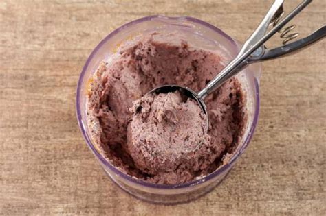 5 Ingredient Keto Blueberry Cheesecake Fat Bombs Best Blueberry Cream