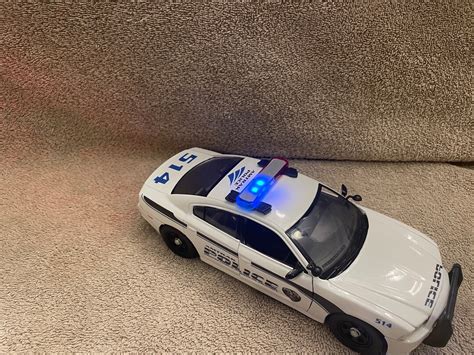 124 Scale Amtrak Police Dept Die Cast Model Car Dodge Charger With