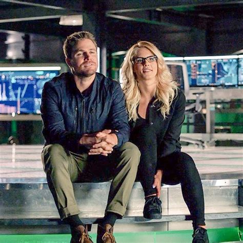 Supergirl 2015 Supergirl And Flash Green Arrow Arrow Flash Arrow