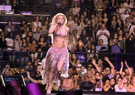 Las fotos inéditas con las que Shakira probaría su inocencia ante la justicia