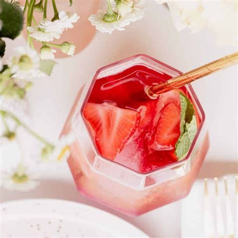 Rosé Sangria With Vodka Recipe Amanda Wilens Vodka Recipes Rose