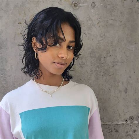 Soft Mullet Is A Low Maintenance And Cool Style You Need To Try