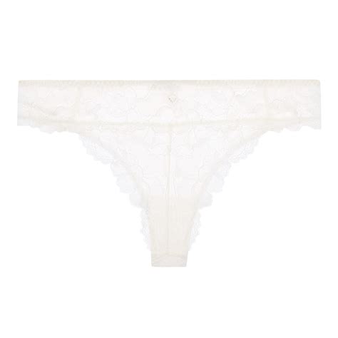 Emporio Armani Underwear엠포리오 아르마니 언더웨어 플라워 레이스 푸쉬업 브라 And 브라질리언 브리프 세트