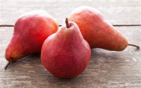 Organic Small Starkrimson Pear Trio 3 Count From Our Farmers Good
