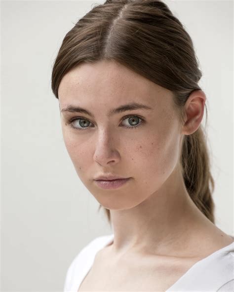 Amelia Crouch Tim Burton Wiki Fandom