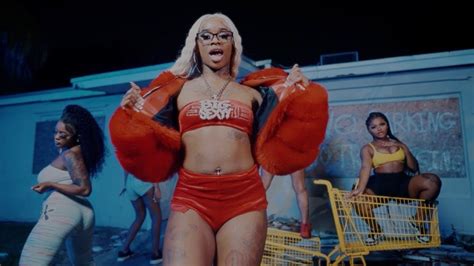 Sexyy Red Looking For The Hoes Aint My Fault Lyrics Youtube