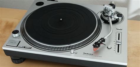 Neuer Plattenspieler Technics SL 100C Mit Direktantrieb HiFi IFAs