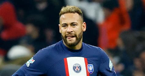 Psg Cest Bouclé Ce Proche De Neymar Va Débarquer Cet été Crumpe