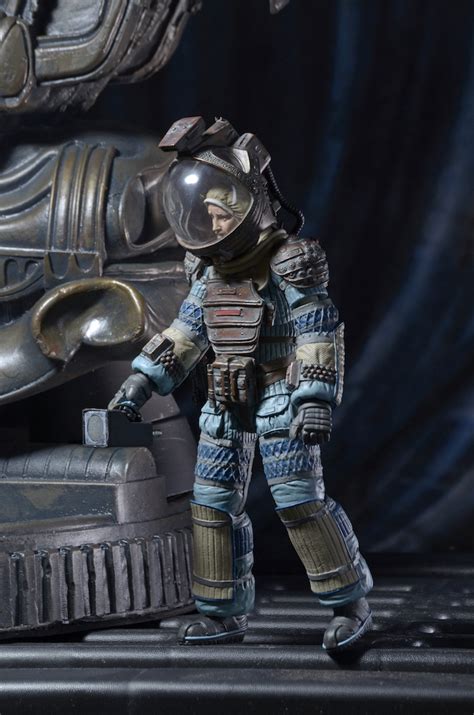 Neca Aliens Series 11 Lambert Xenomorph Aliens Defiance Blue