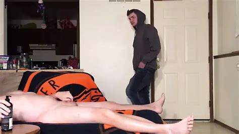 Vídeos Gay De Chicos Universitarios Gratis Xhamster