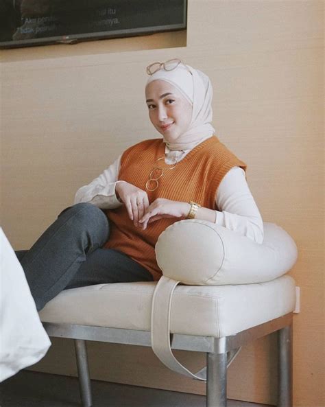 6 Mix And Match Rompi Rajut Ala Kenasti Putri Hijaber Surabaya