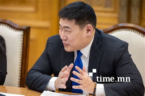 Л Оюун Эрдэнийг огцруулах өргөдөлд 4 гишүүн гарын үсэг зуржээ