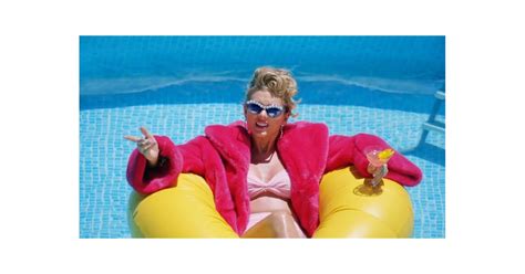 Clipe De You Need To Calm Down Est Cheio De Celebridades Da Comunidade Lgbtq Purebreak