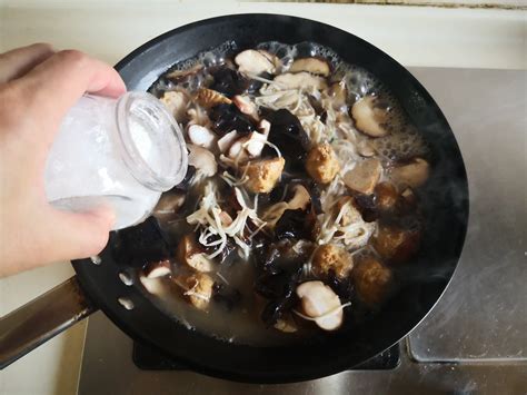 天冷吃什麼這4鍋熱乎乎的燉菜做起來食材扔進鍋出來就是美味 禁聞網
