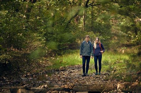 요즘처럼 날씨 좋은 날 좋아하는 사람과 트레킹은 어떤가요 하그로프스 Haglöfs Korea