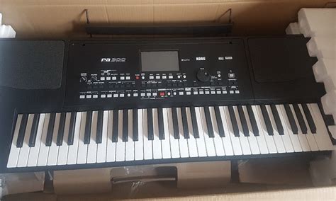 Korg PA300 купити в інтернет-магазині: ціни на аранжувальної робоча ...