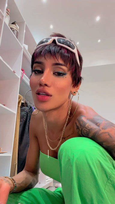 Tw Pornstars Laura Saenz Videos From Twitter