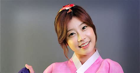 Md포토 걸스데이 소진 남색 치마 곱죠 추석 한복인사