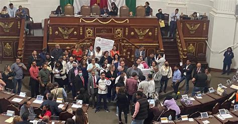 Revientan Trabajadores Sindicalizados Sesión Del Congreso De La Cdmx