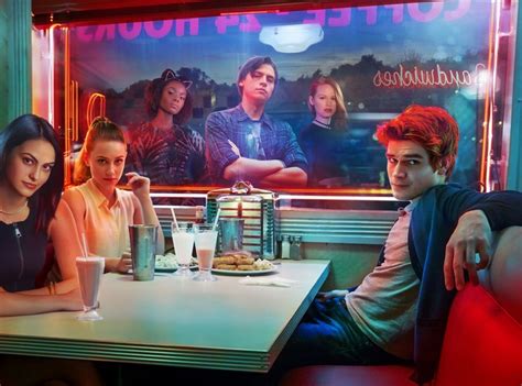 Ashleigh Murray Lili Reinhart Riverdale K J Apa Camila Mendes