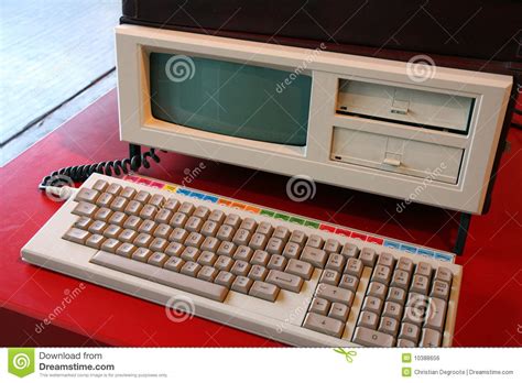 Oude Computer Stock Foto Image Of Scherm Monitor Computer 10388656