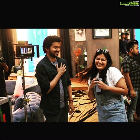 Varalaxmi Sarathkumar Wiki Biography Age Gallery Spouse And More