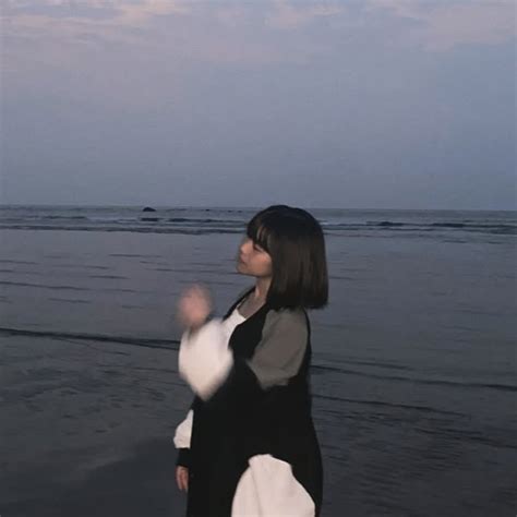 妞 Yz146 • Threads Say More