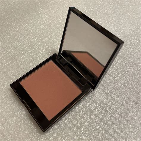 ローラメルシエ ブラッシュカラーインフュージョン06チャイ チーク血色感なじみ メルカリ