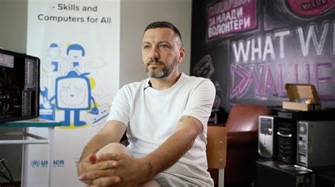 Од приказните за “супер луѓето“ Борче Стаменов “Донирај компјутер