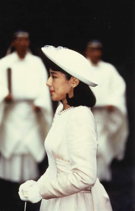 雅子さま史上最高のロングドレス姿…60歳の節目に“秘蔵ドレス”公開「久しぶりに見た気がします」 写真 28枚目