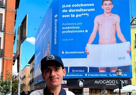 Jordi ENP revoluciona las redes con una campaña de venta de colchones