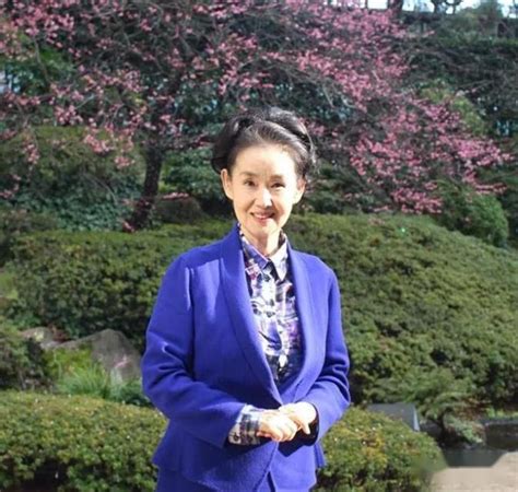“中日友好桥梁”中野良子：72岁从容老去很端庄，穿衣简约有气质，不愧是永远的“真由美” 知乎