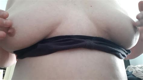 Nipple Rubbing Xhamster