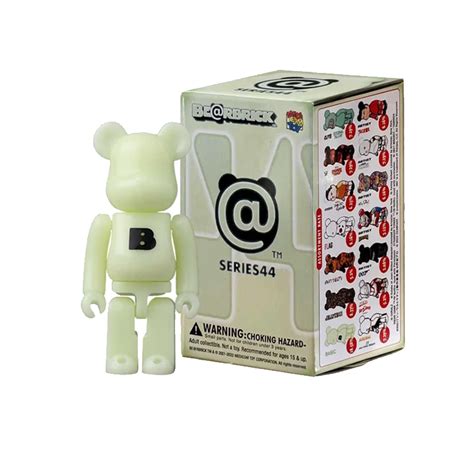 Bearbrick 100% Series 44 (Random Bearbrick) в Москве - купить по ...