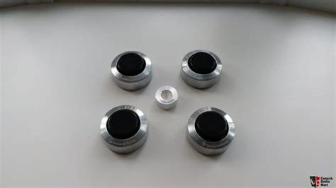 Audio Technica At 605 Isolation Feet And Tt Level Photo 1687180