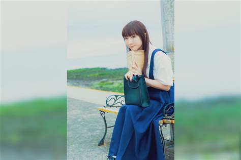 堀江由衣 ニューアルバム 『文学少女の歌集Ⅲ 文学少女と夜明けのバス停 』収録 「まじめにムリ、すきっ」lyric Videoを公開