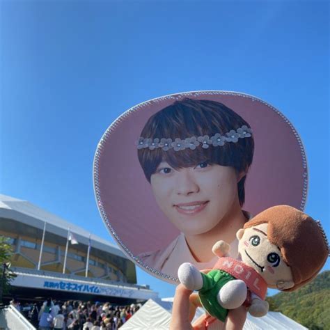 On Twitter Debut Tour Stlove