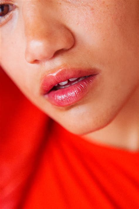 Introducing Glossiers Flavored Balm Dotcoms Into The Gloss