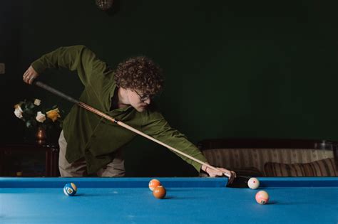 How To Hold A Pool Stick MoreThanBilliards