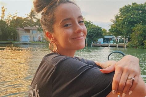 Evaluna Montaner Hace Alarde De Su Diminuta Cintura En Baile De Tik Tok