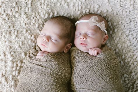 Austin Peytons Twin Newborn Session By Jenna Henderson Photography
