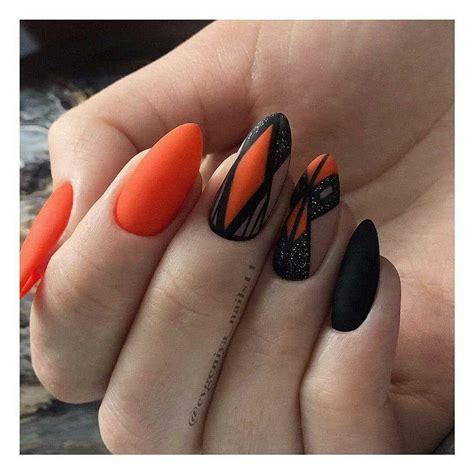 Нов френски маникюр 2020 с геометрични фигури Последен писък на модата За Жената