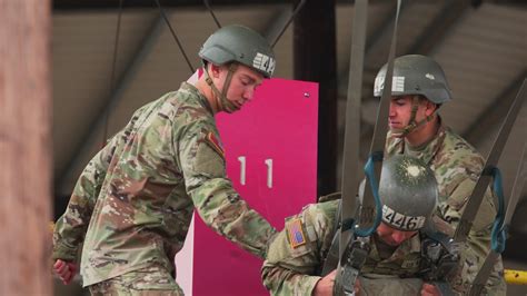 Dvids Video Airborne Parachute Jump Training Vertical