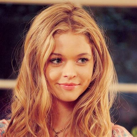 Pretty Little Liars Boom 1ª Ed Livro Vs Série Alison Dilaurentis